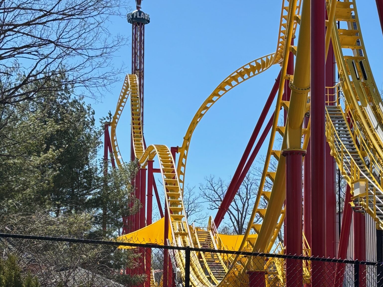 The Flash: Vertical Velocity (Six Flags Great Adventure) In-Depth ...
