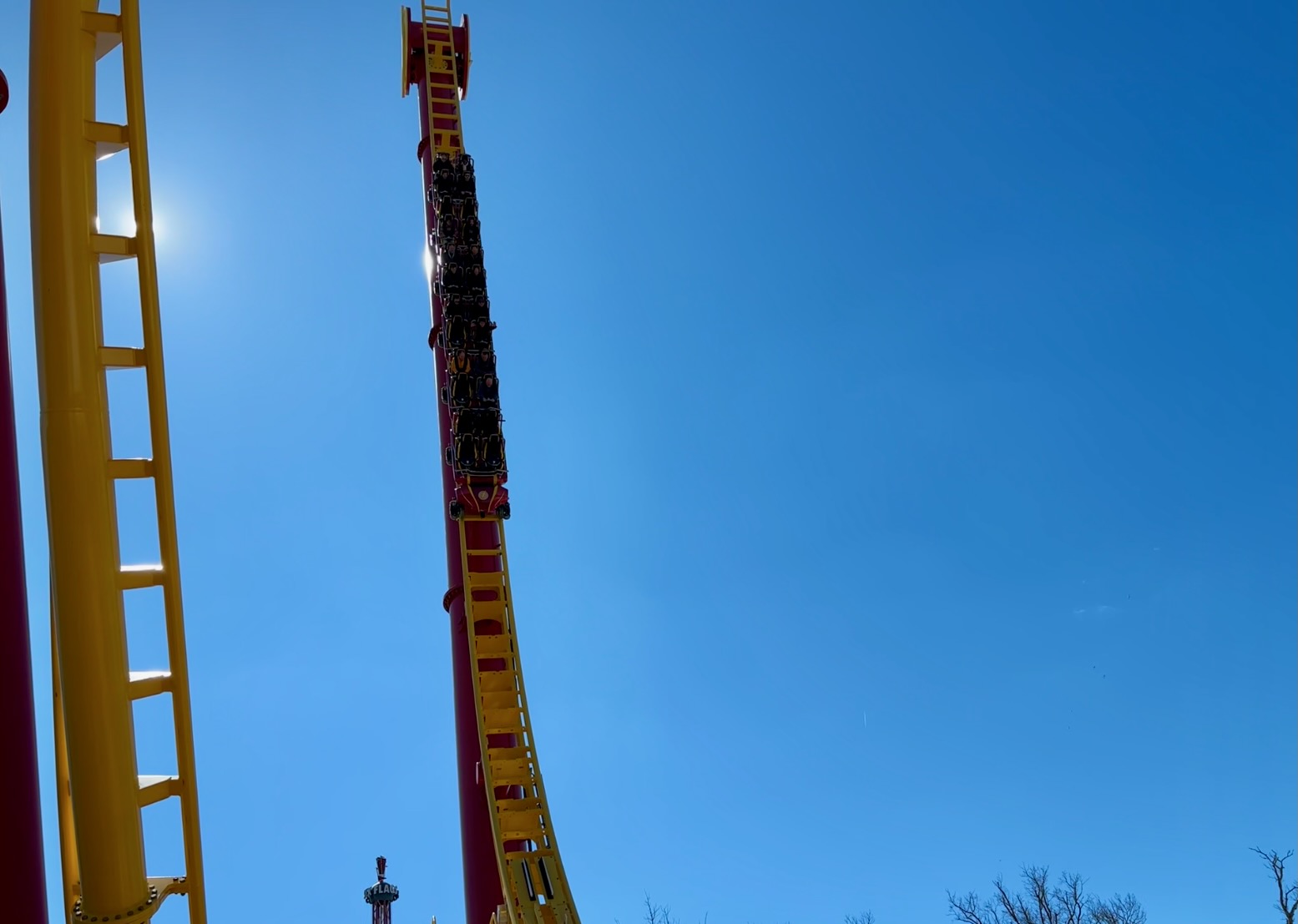 The Flash: Vertical Velocity (Six Flags Great Adventure) In-Depth ...